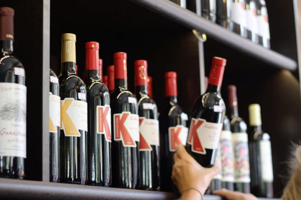 How Wine Retailers Can Effectively Manage Unsold Inventory